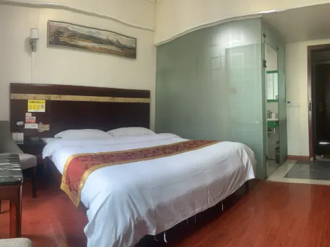 Huaihua Honghui Hotel - Huaihua