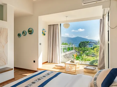 Floral Hotel · Dali West Bank Small Hidden Seascape Hotel - Dali