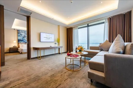 Muong Thanh Luxury Ha Long Centre Hotel Reviews: Guest Ratings ...