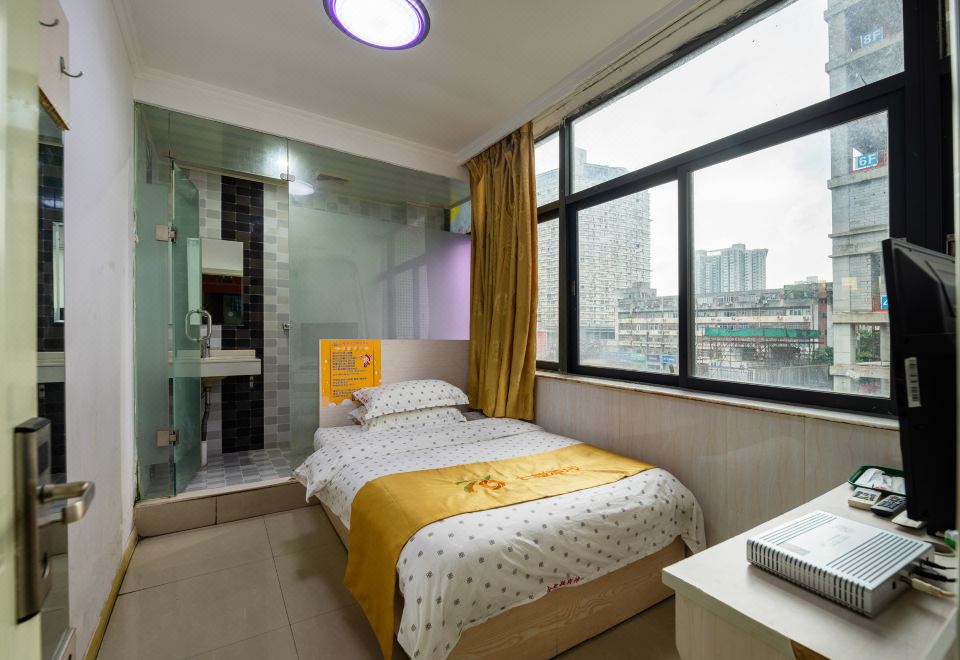 Seven Orange Hotel (Shenzhen Yannan Metro Station Huaqiang North Branch ...