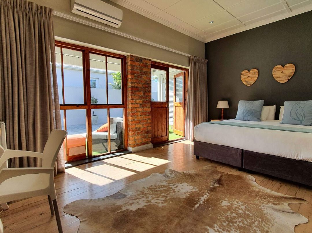 Two Fat Owls Guesthouse - George