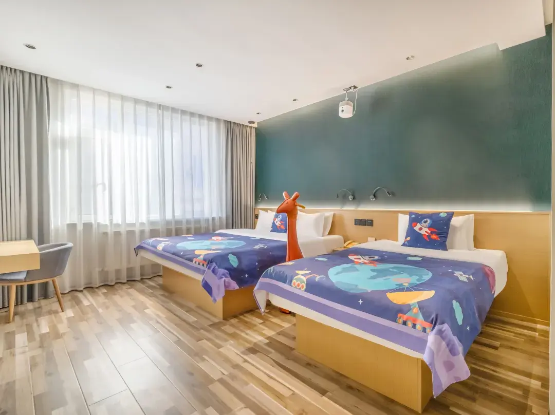 Ikea Hotel ) - Dalian