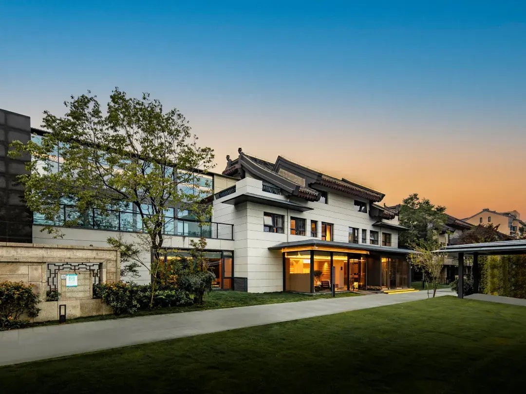 Kaifeng Millennium City Park Drum Tower Square Atour Hotel - Kaifeng