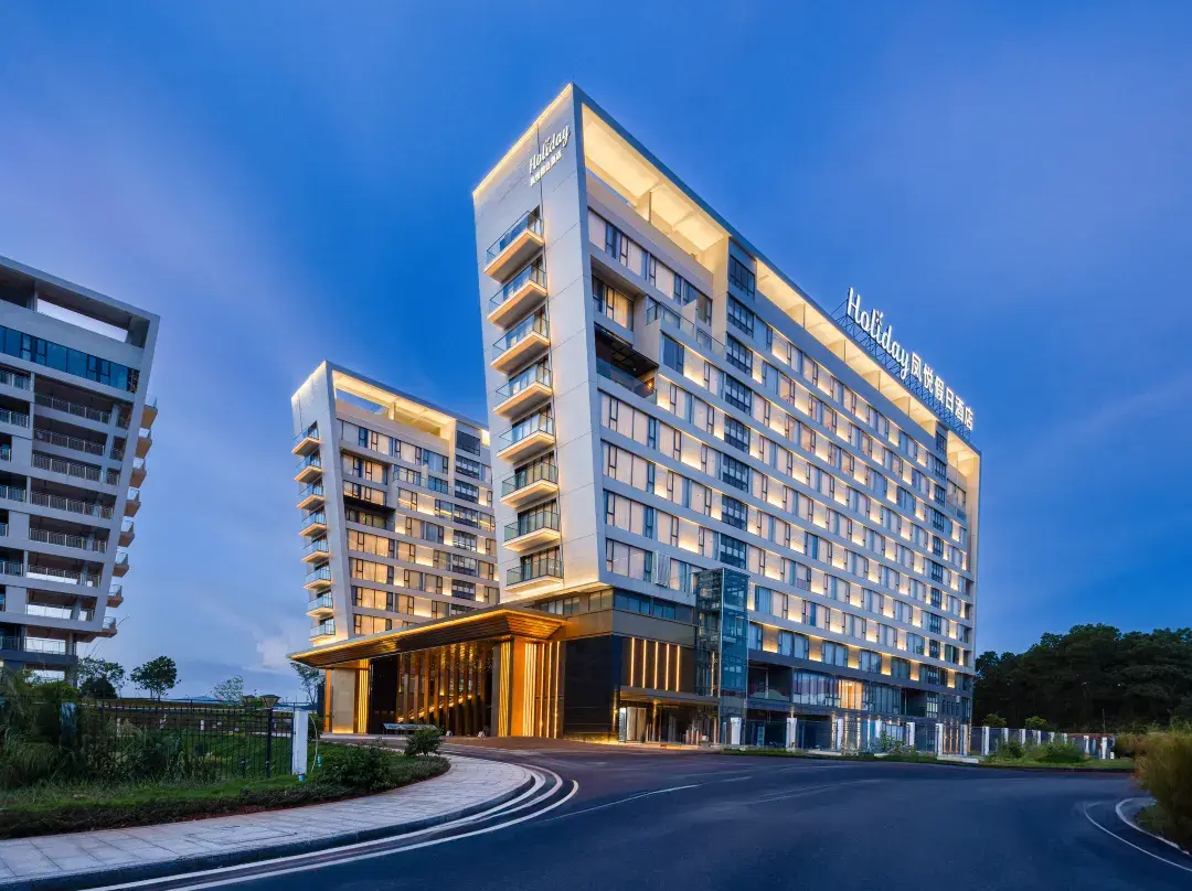 Yunfu Yunan Fengyue Holiday Hotel - Yunfu