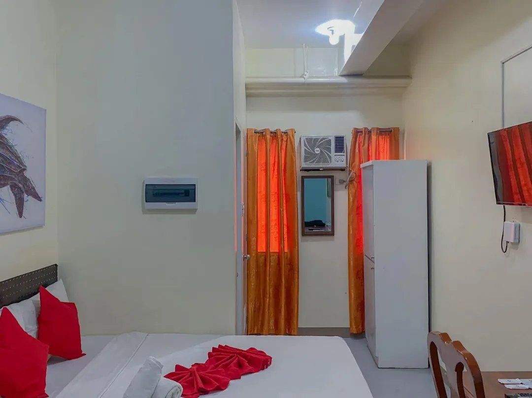 Ipark Hotel By Hiverooms - Lahug