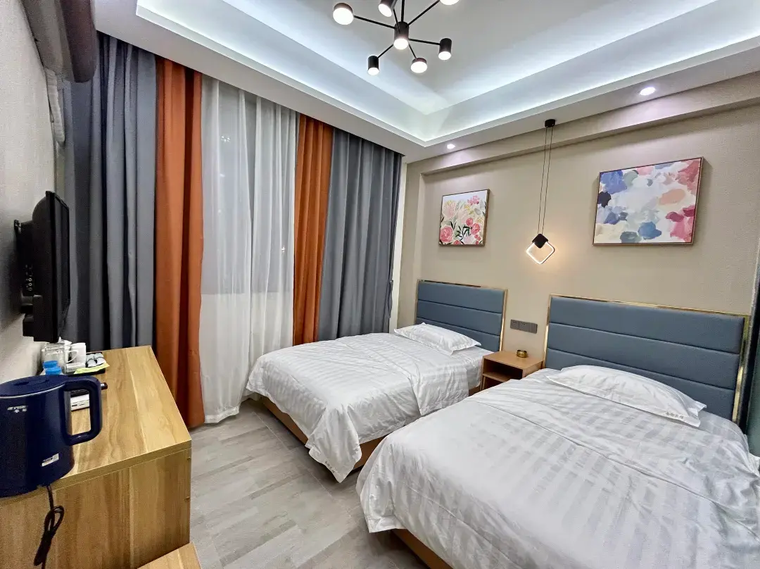 Nanjie Themed Hotel - Guangyuan