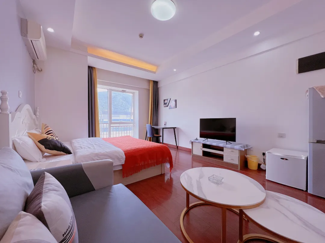 Love Home Hotel Apartment - Dalian