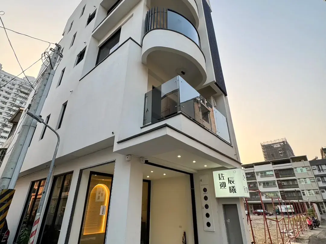 Yan Ying Chen Xi - 옌차오 구