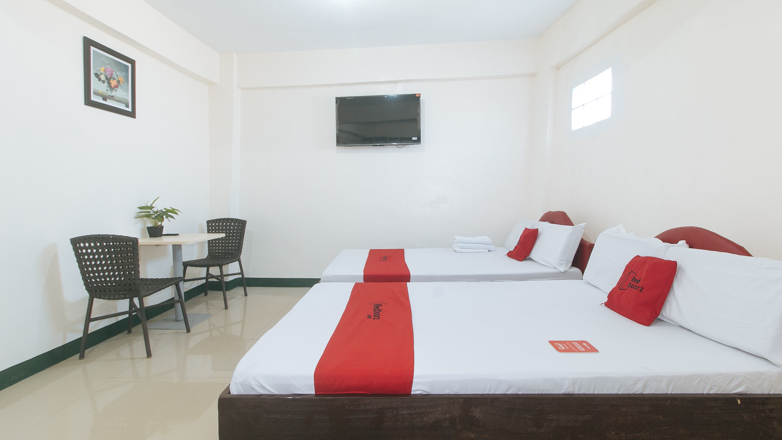 RedDoorz @ Western Bicutan Transients Inn in Taguig | 2024 Updated ...