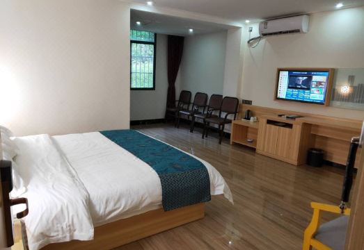 Xilin City Yi Convenience Hotel(西林城亿便捷酒店), Xilin - Best Rates ...