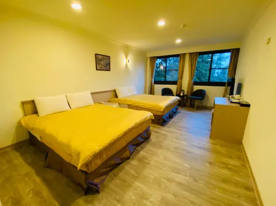 Yingshan Hotel - Alishan Township
