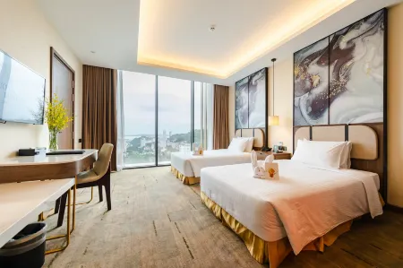Muong Thanh Luxury Ha Long Centre Hotel Reviews: Guest Ratings ...