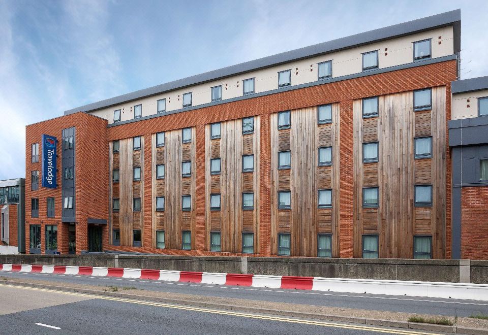 Travelodge High Wycombe Central,High Wycombe - Updated Prices & Hotel ...