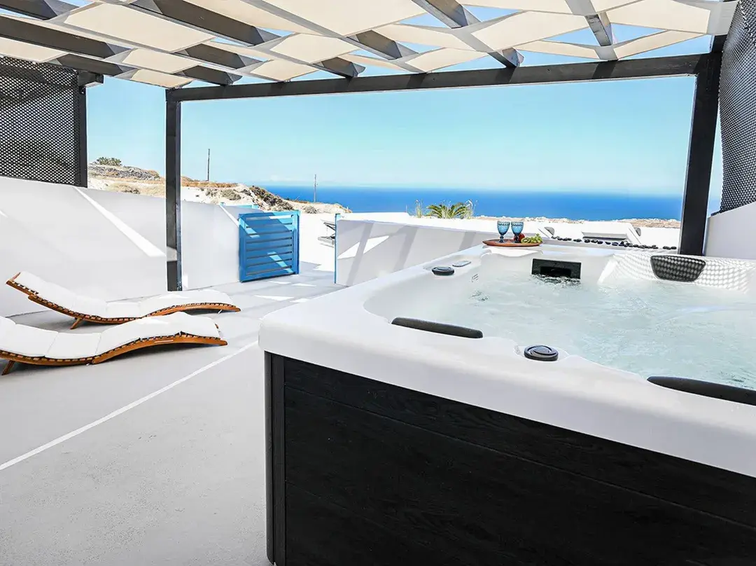 Aristofanis Sunrise Suite - Santorini