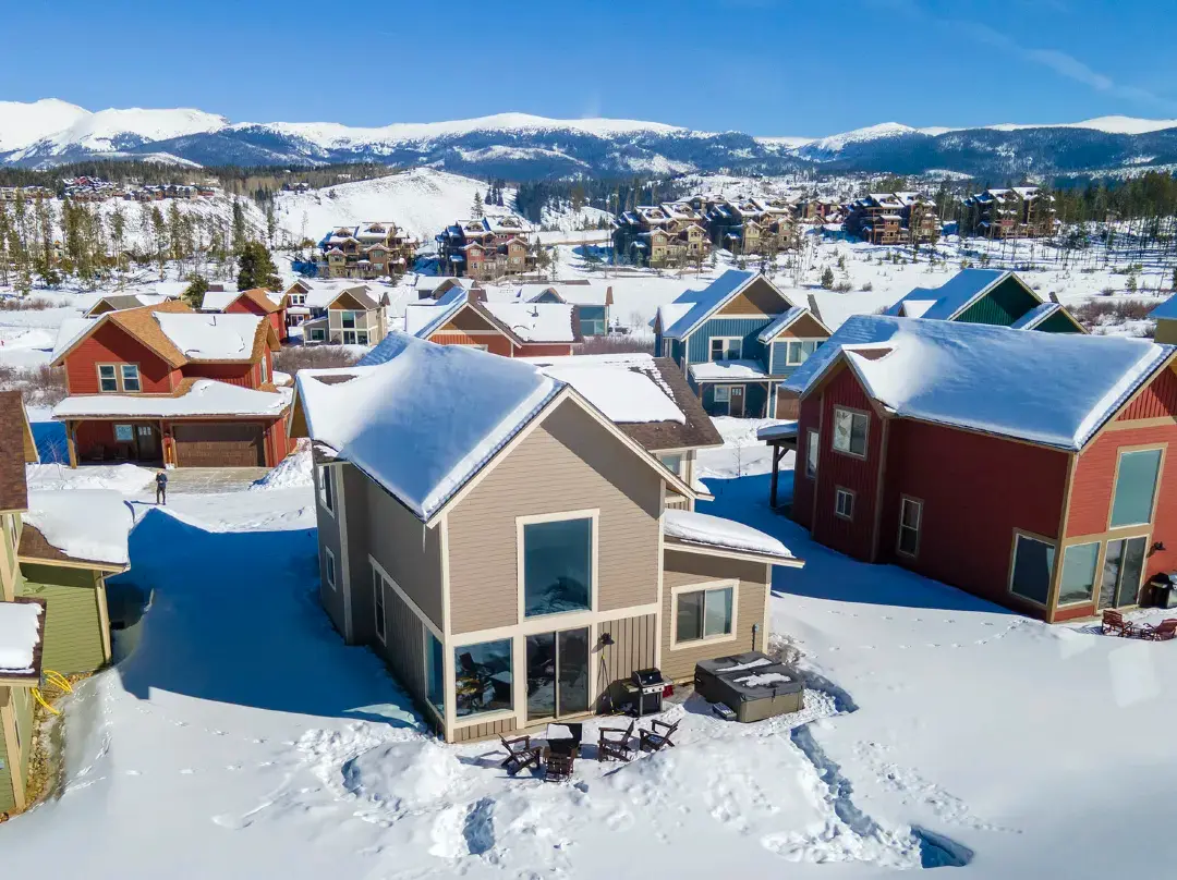 Stunning Mountain Escape With Hot Tub And Game Room - Elegant Retreat - Winter Park, CO