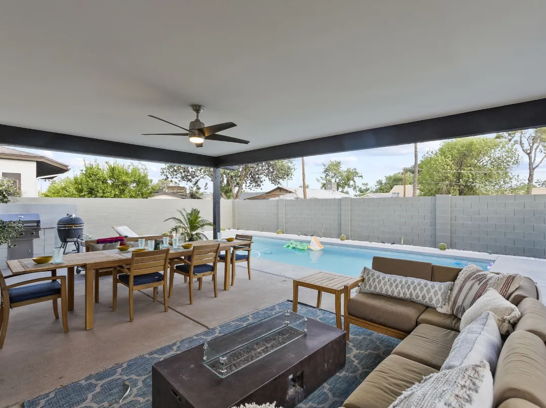 Bichito’s Playground - Heated Pool, Walkable - Phoenix