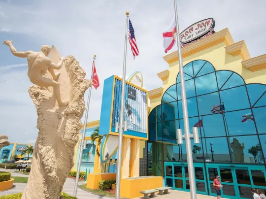 Charming Coastal Escape With Amazing Beach Access - Stylish Sanctuary - Cocoa Beach, FL