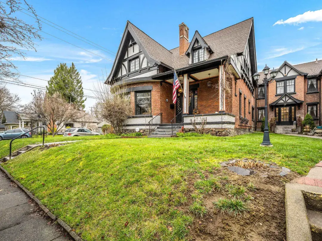 Chelsea Place | Stunning 1910 Built Downtown Home - Coeur d'Alene