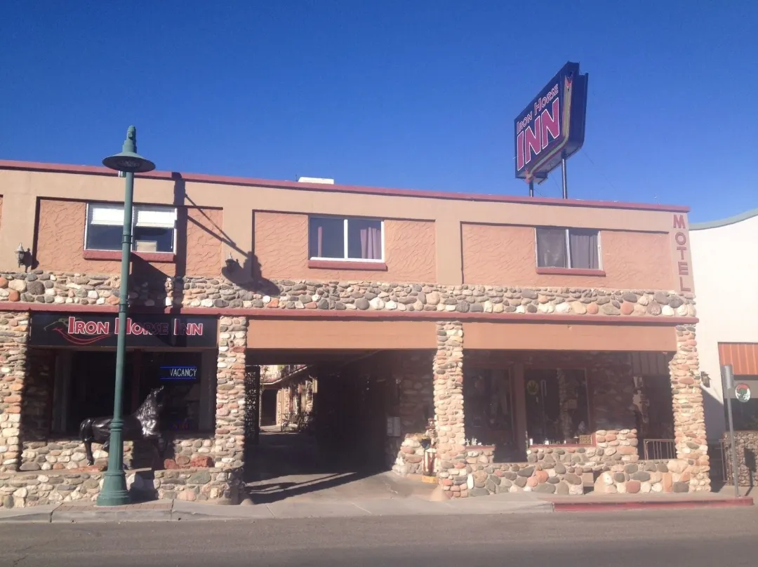 Iron Horse Inn - Jerome, AZ
