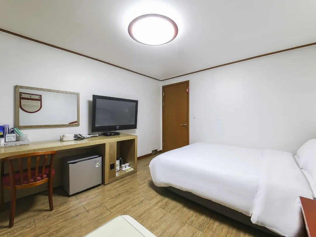 Hotel Coco - Donghae-si