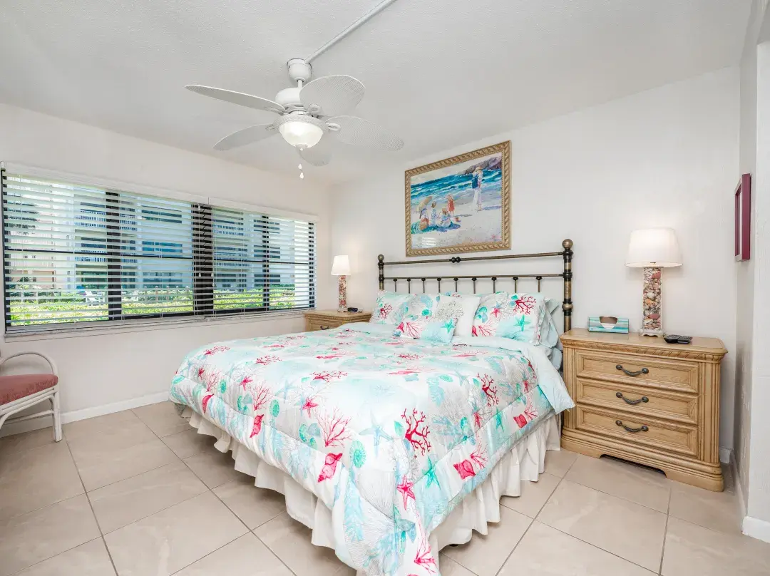 Courtyard Pool And Modern Amenities - Charming Ocean View Retreat - New Smyrna Beach, FL