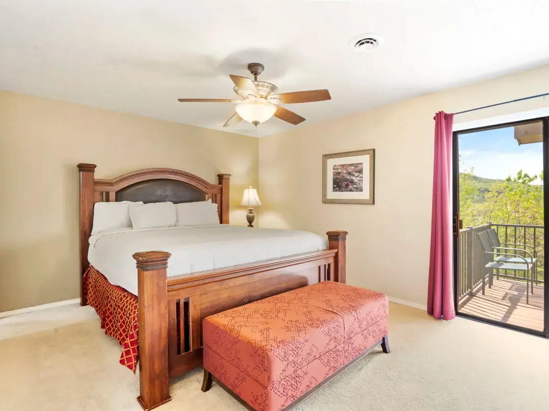 Spectacular View And Resort Amenities - Elegant Golf Condo - Branson, MO