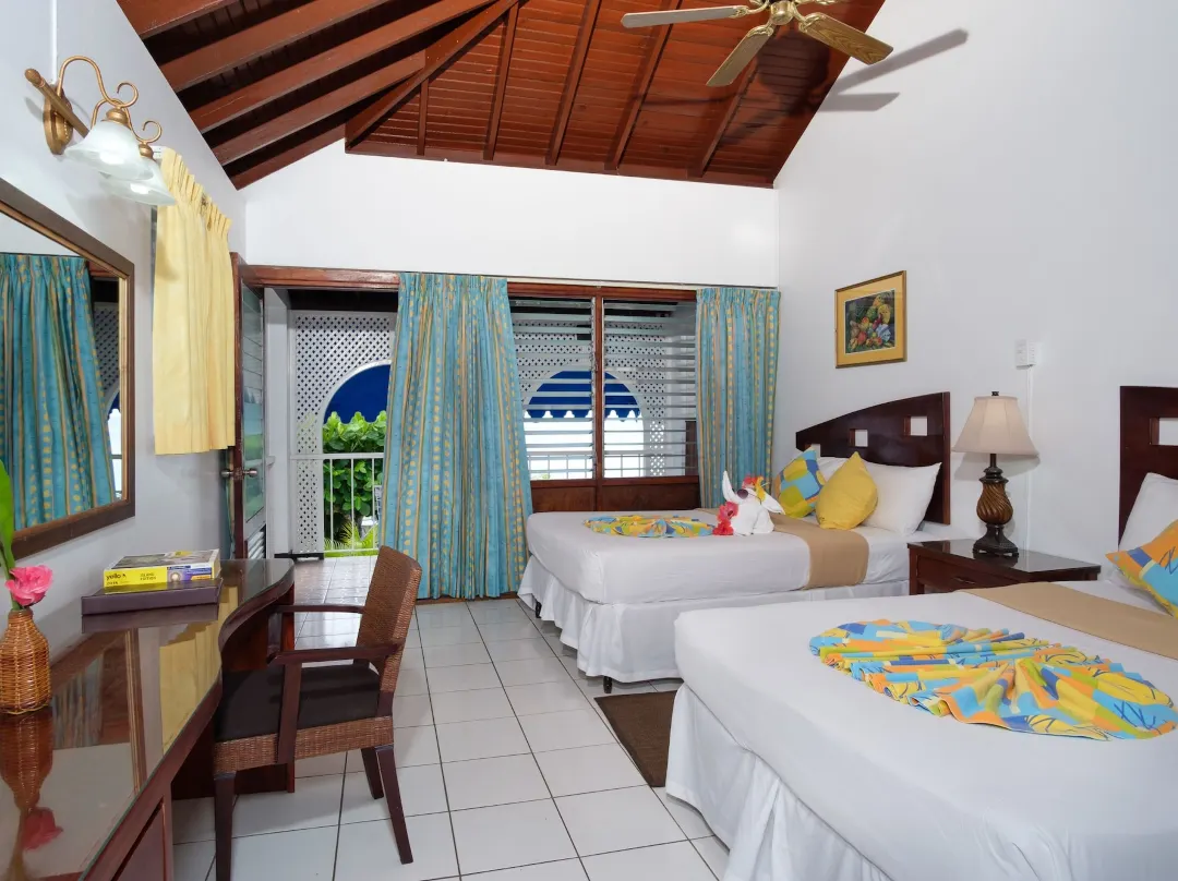 Hibiscus Lodge Hotel - Ocho Rios