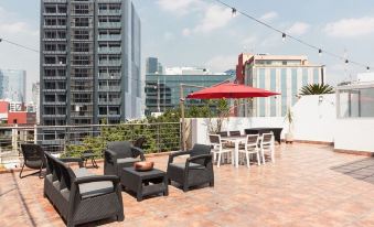 3 Hip & Chic Apts + Private Rooftop in the Same Building in Exclusive ...