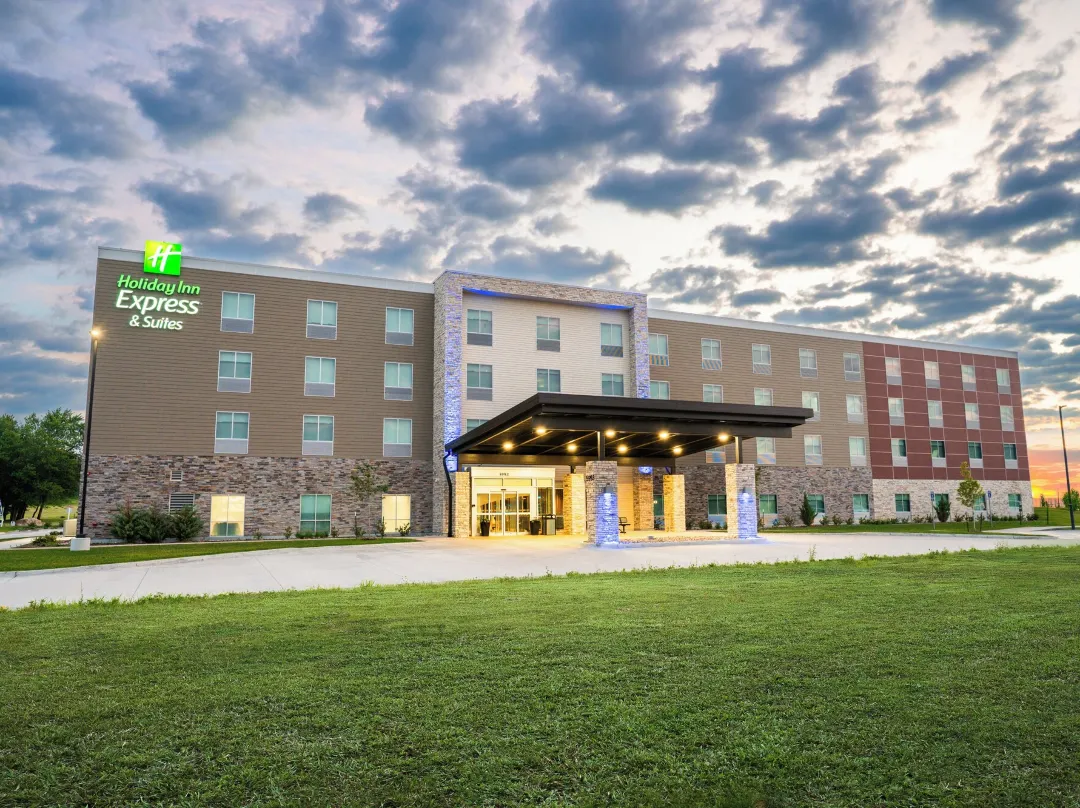 Holiday Inn Express & Suites Cedar Rapids Ne - Marion - Cedar Rapids, IA