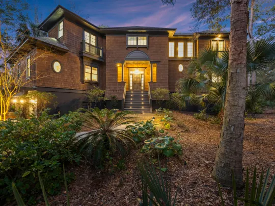 Serene Sanctuary With Private Saltwater Pool - Stunning Coastal Manor - Kiawah Island, SC