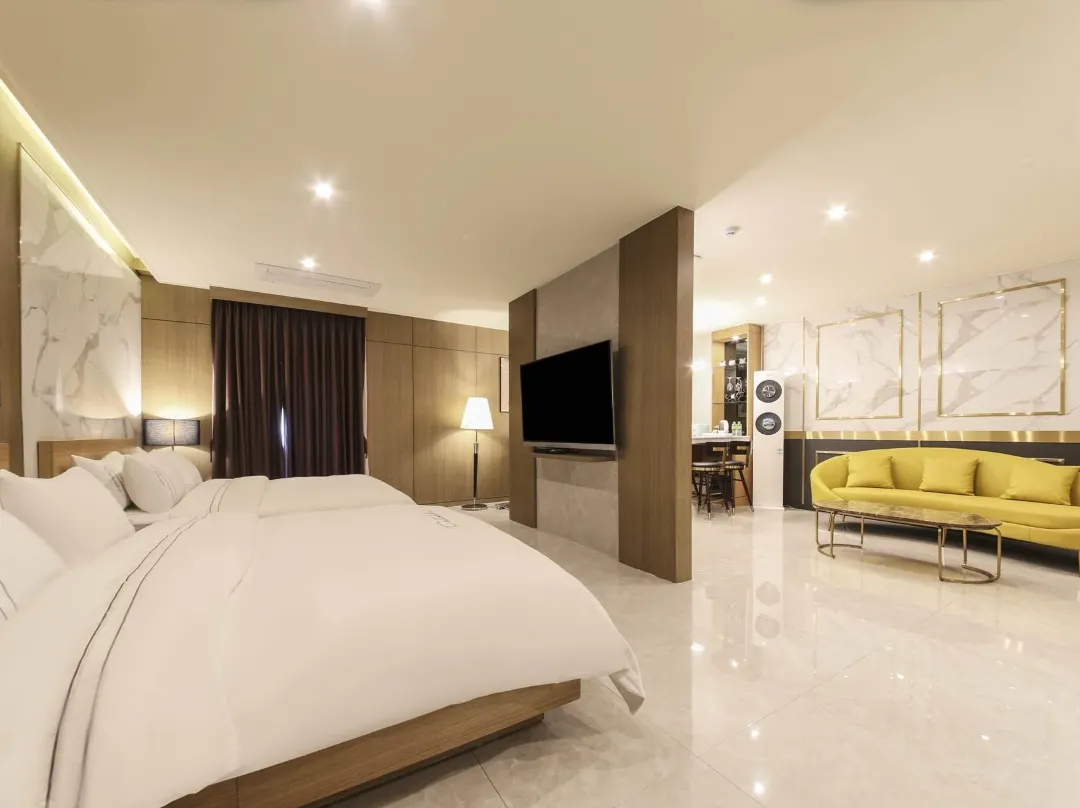 Calton Hill Hotel - Jeonju