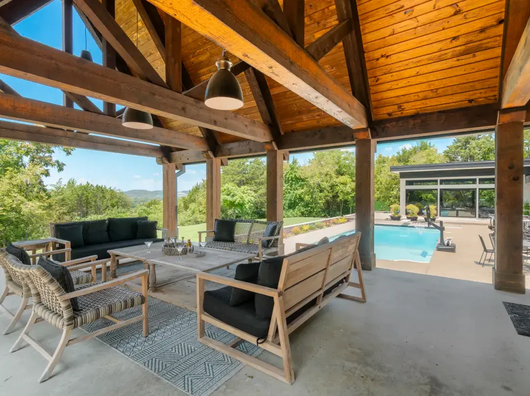 Expansive Outdoor Oasis With Luxurious Pool - Stunning Nashville Retreat - Franklin, TN