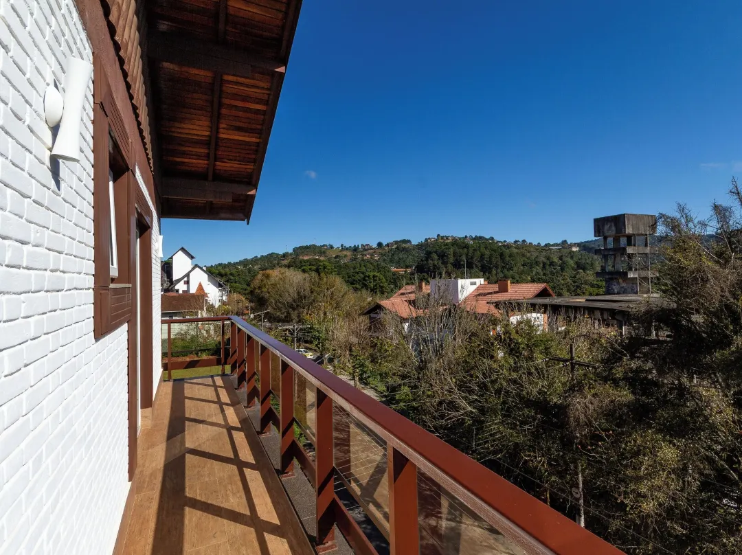 Hotel Chateau Campos Do Jordão - Campos do Jordão