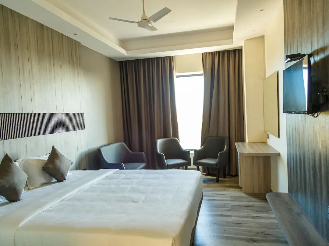 Hotel Galore Inn - Mysore