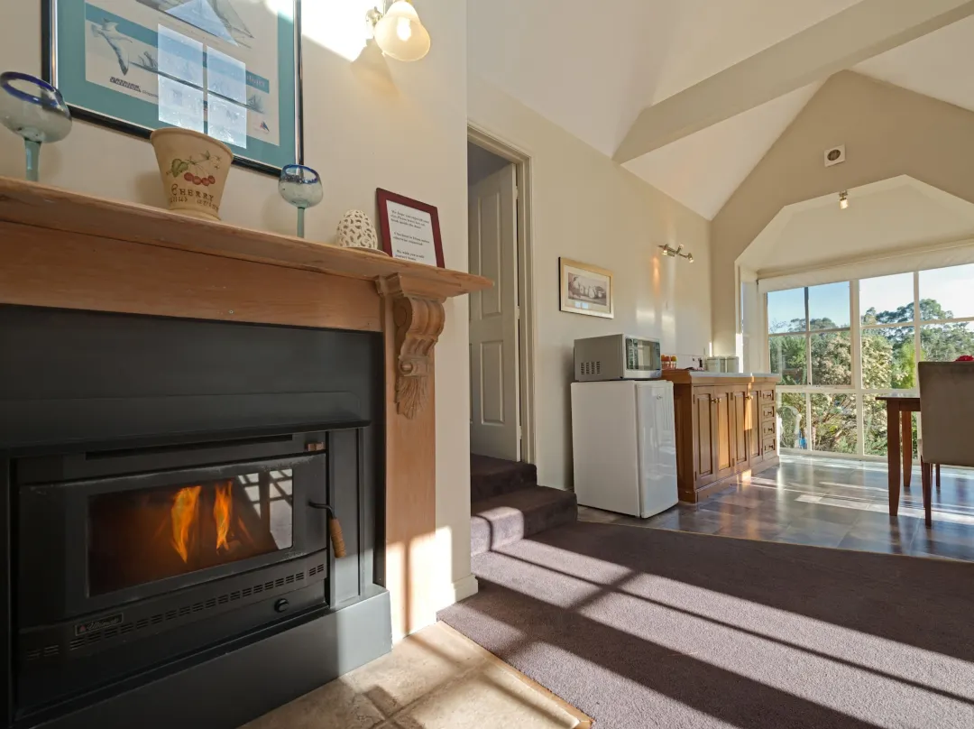 Crabtree Riverfront Cottages Beautiful Peaceful Location Relax & Enjoy - Hobart