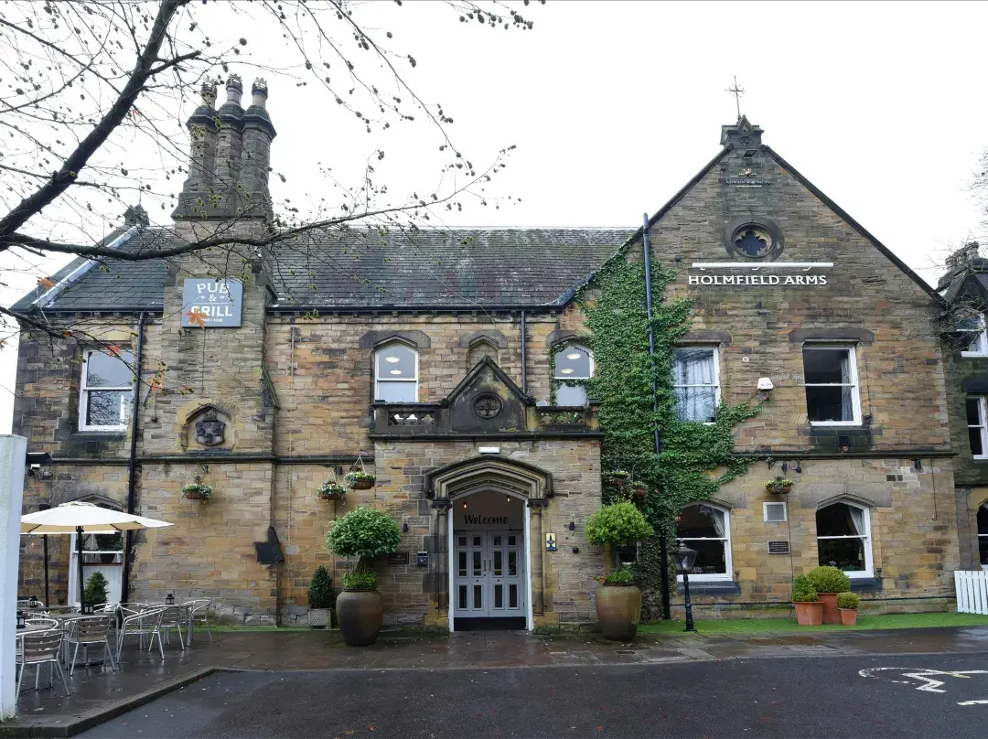 Holmfield Arms By Greene King Inns - Wakefield, UK