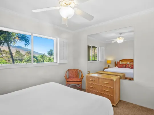 Panoramic Views And Heated Pool - Stunning Oceanfront Escape - Kahului, HI