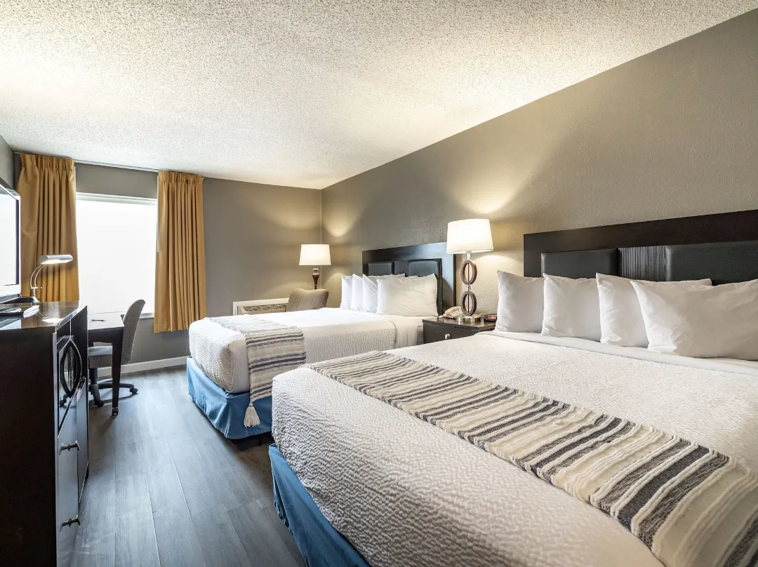 The Bransinn Entertainment District - Ridgedale, MO