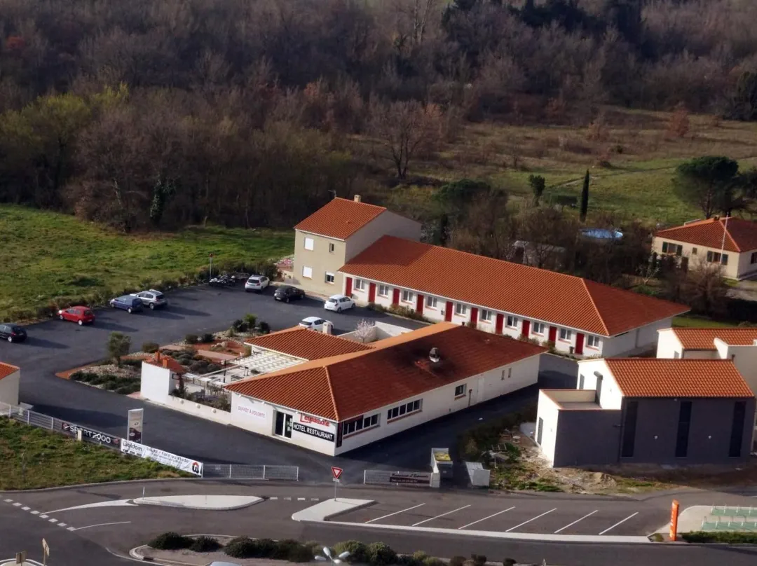 Hôtel Restaurant L'espassole - Thuir