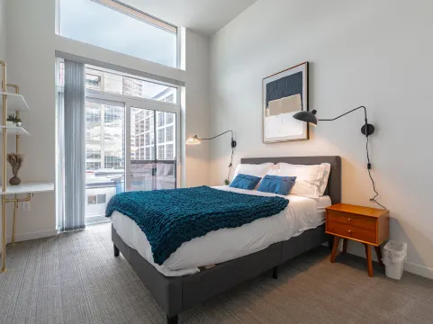 1br + Den | Gym, Rooftop  | Bellevue | Sophari C - Bellevue, WA