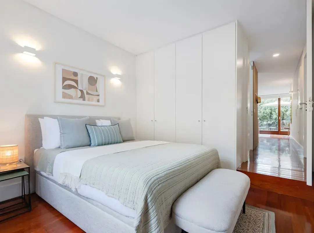 1br With Private Patio | Porto Urban Flats - Porto