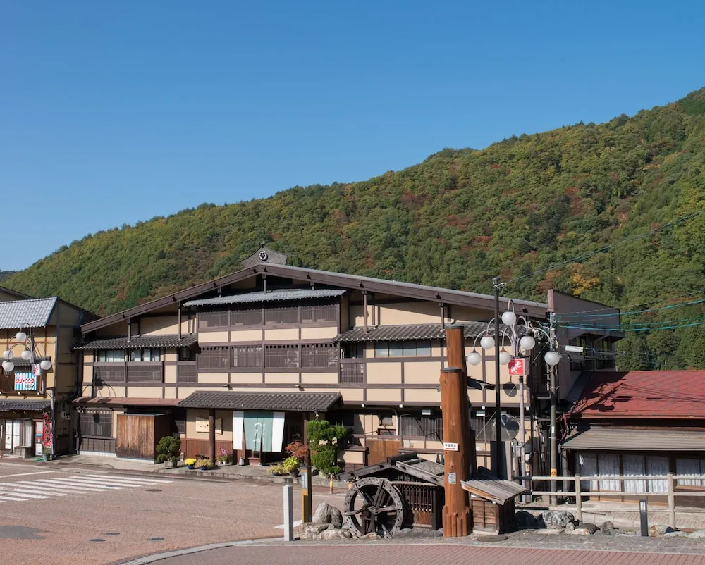 Yamamizuki Urara Tsutaya - Nagano Prefecture, Japan