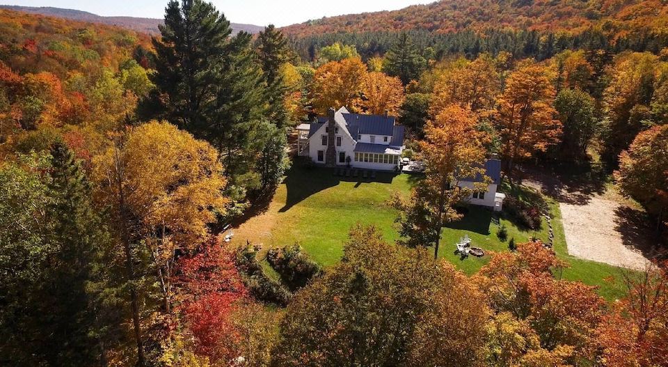 The Notch House,Westmore - Updated 2024 Reviews & Prices | Trip.com