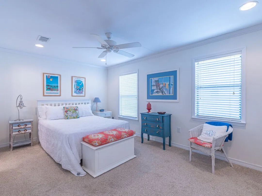 Stunning Bay Views And Cozy Deck - Charming Beach Escape - Perdido Key, FL