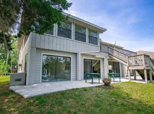 Luxurious Crystal River Gem - Private Waterfront Haven - Beverly Hills, FL