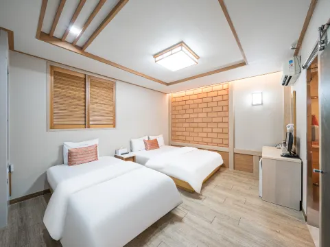 Gyeongju Zara Motel - Gyeongju-si