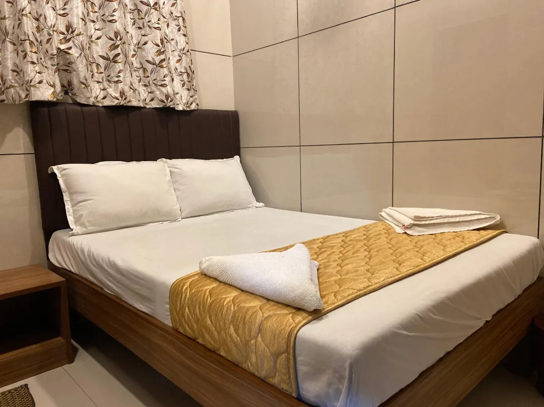 Nityanand Guest House - Thane