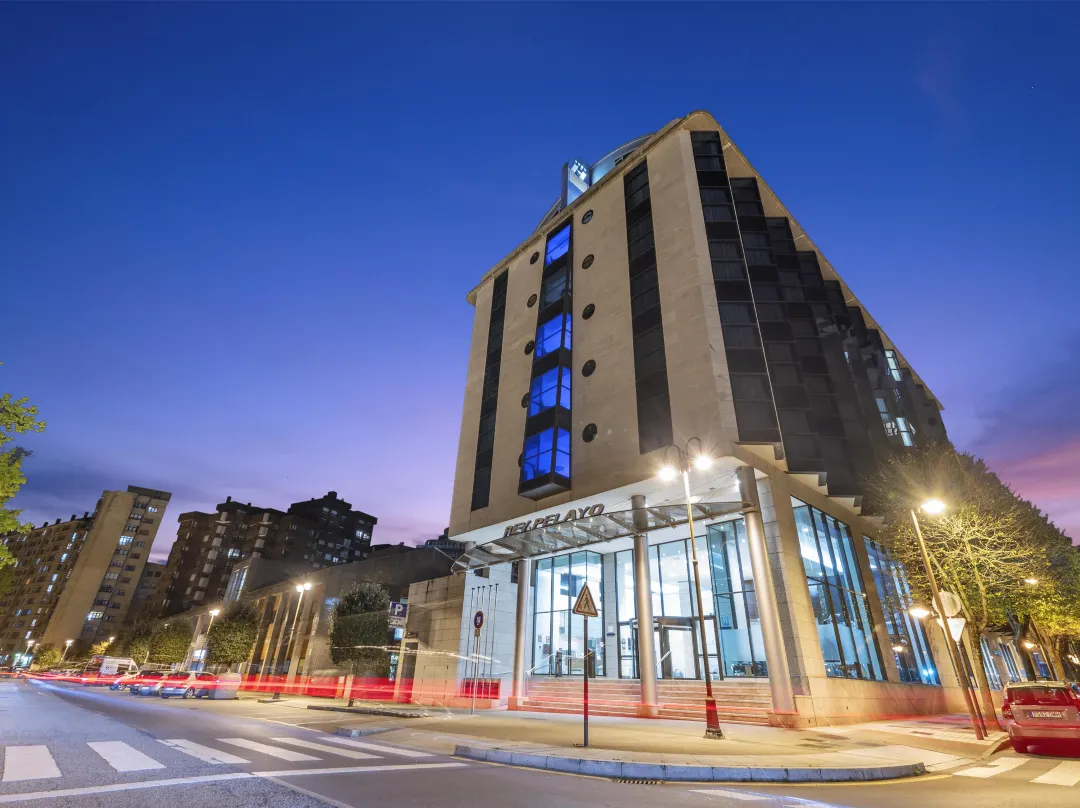 Hotel Zentral Rey Pelayo Gijón - Gijón