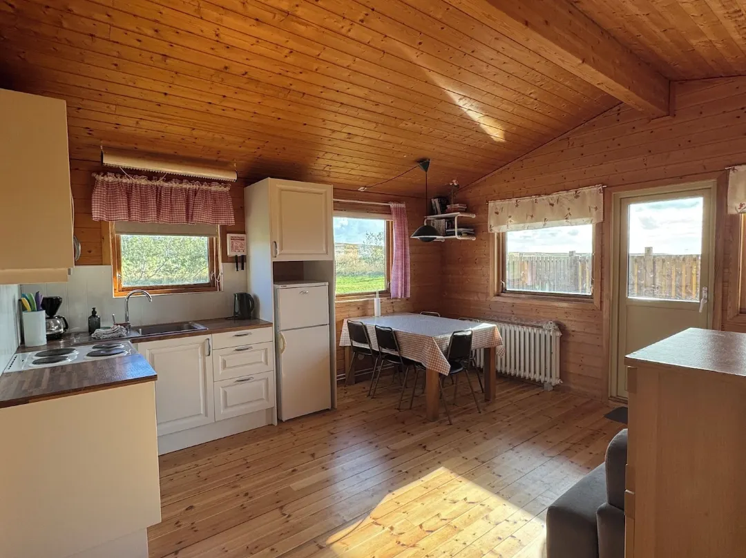 Eldborg Cabins & Guesthouse - Iceland