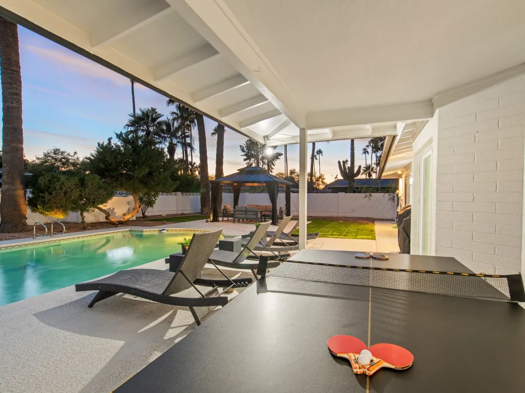 Scottsdale Classic - Luxury Home W/ 5 Beds & Pool! - Scottsdale, AZ